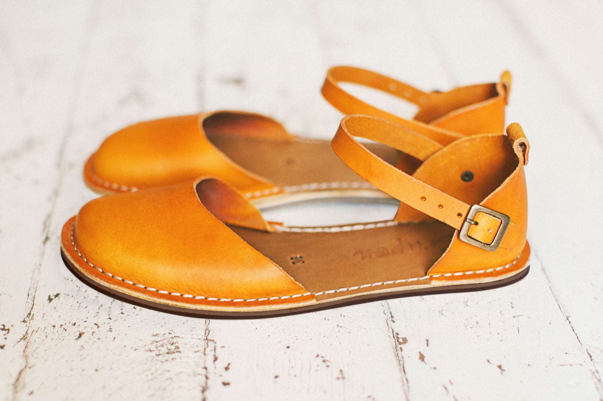 Trevi Barefoot - Mustard – Crupon